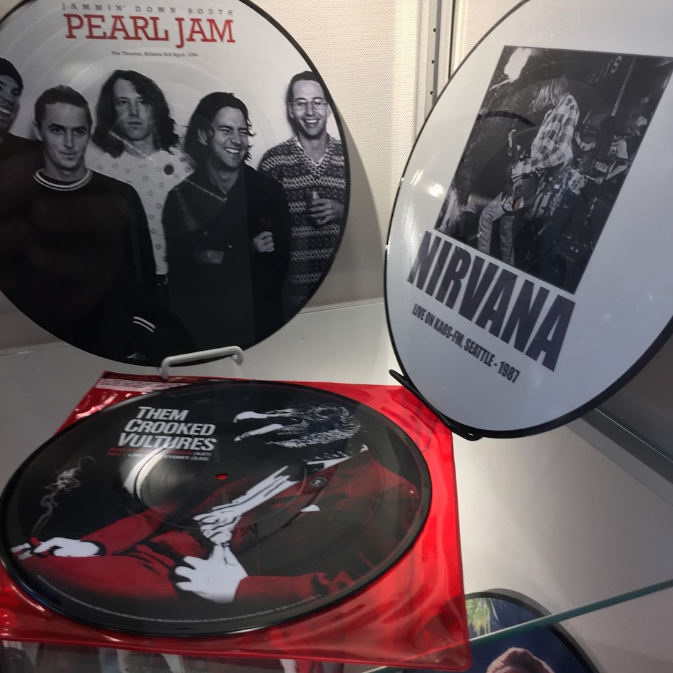 Hip event…Vinyl Picture Disc Display @ Ocean View Library ~ Part 2 ...